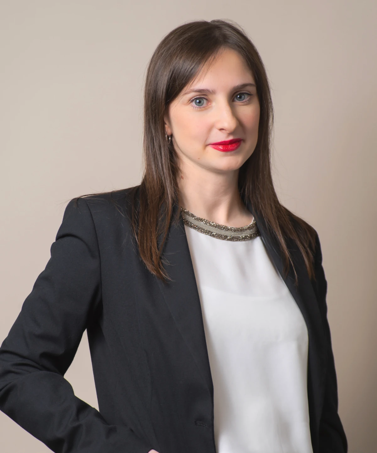Sara Costa - Equipa - Plataforma Legal ACE